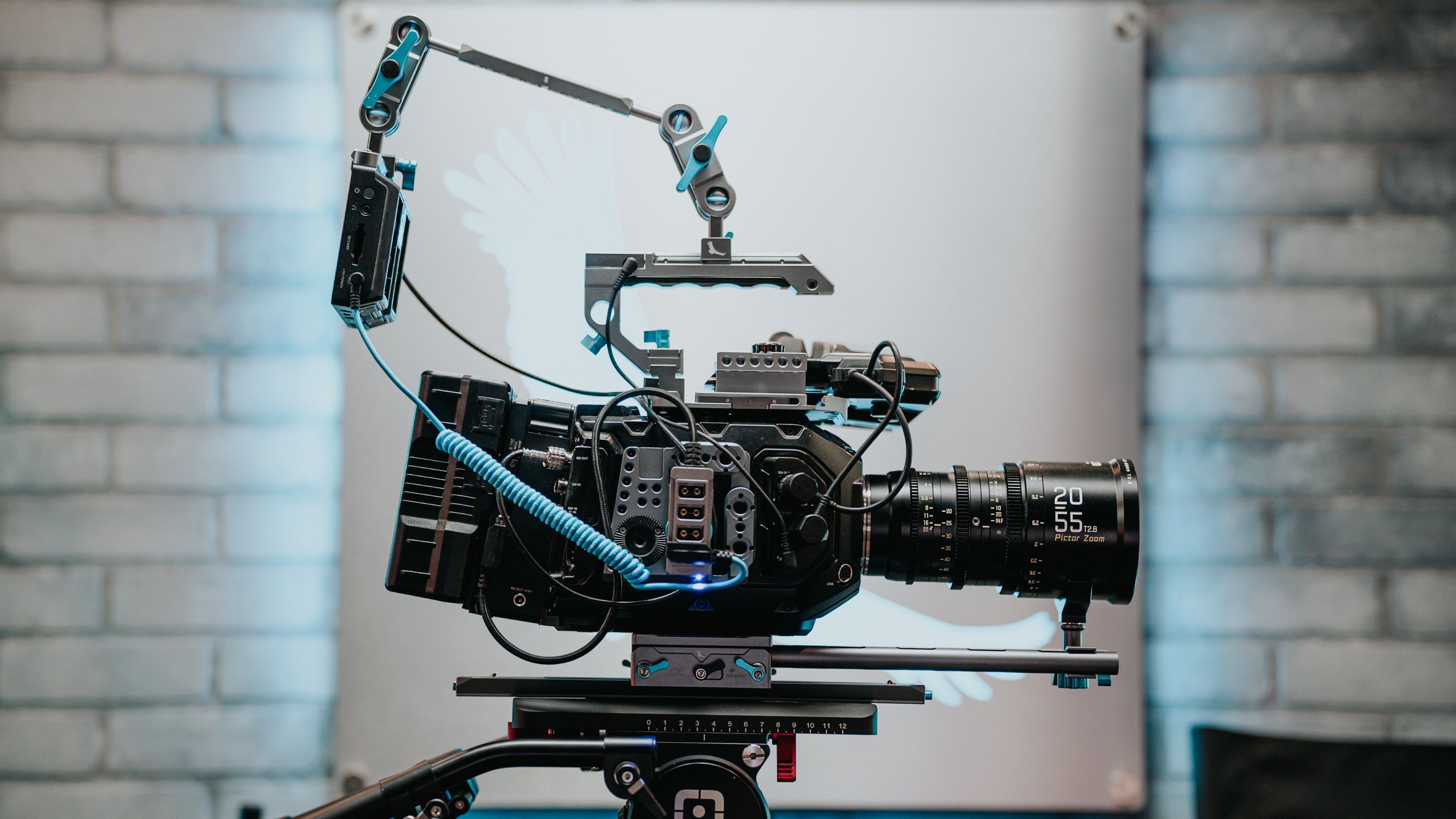 NAB 2022 Blackmagic URSA Mini Rig – Kondor Blue